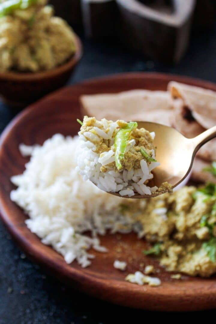 Aloo Posto Bengali Poppy Seed Potatoes - Cooking The Globe
