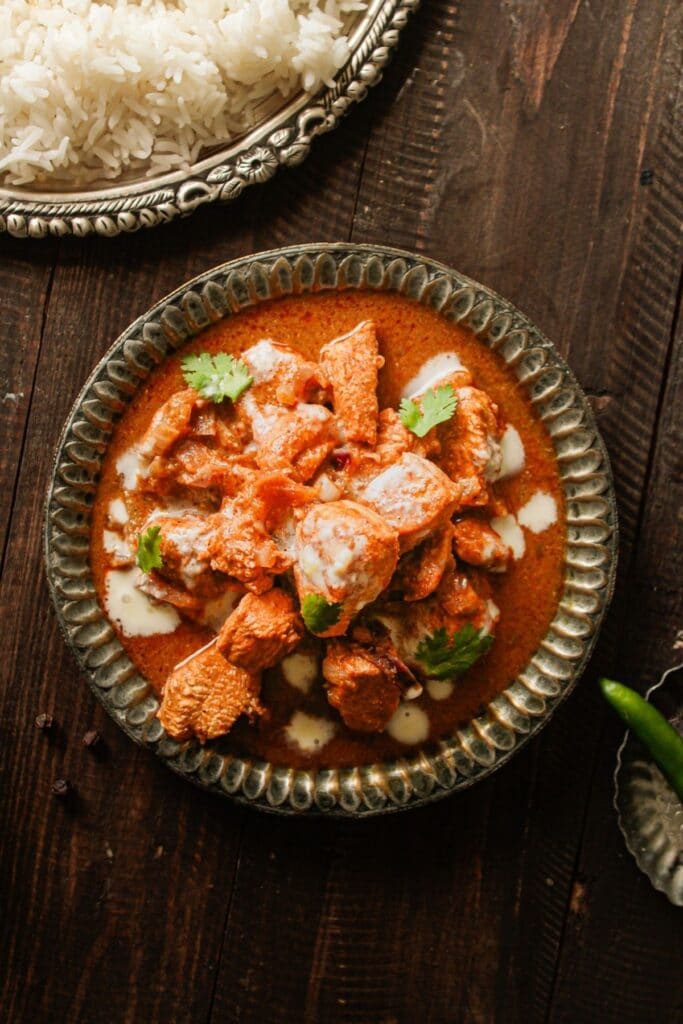 Spicy Chicken Vindaloo Recipe - Cooking The Globe