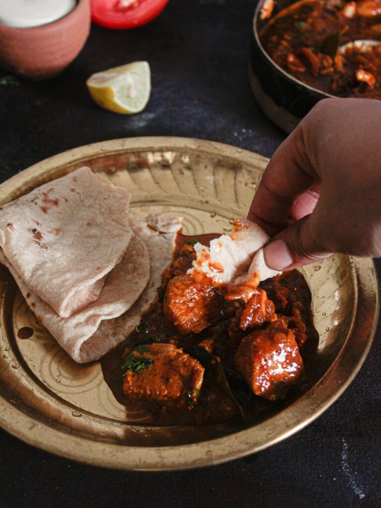 Madras Chicken Curry: Quickest Indian Curry Recipe - Cooking The Globe