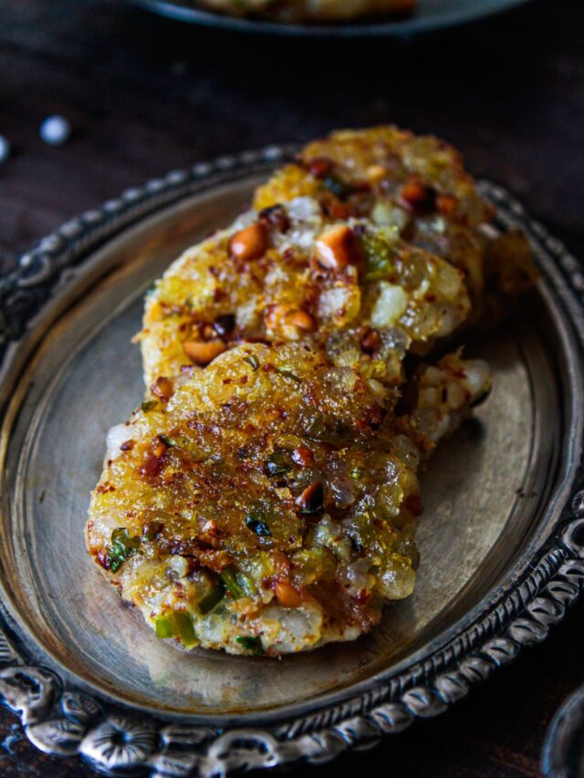 Indian Sabudana Vada Spicy Tapioca Fritters Recipe