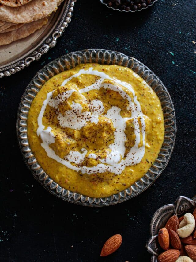 Creamy Shahi Paneer Curry Recipe - Cooking The Globe