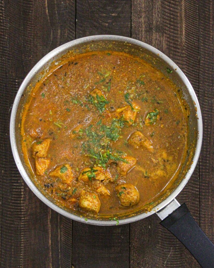 Simple Indian Chicken Curry - Cooking The Globe