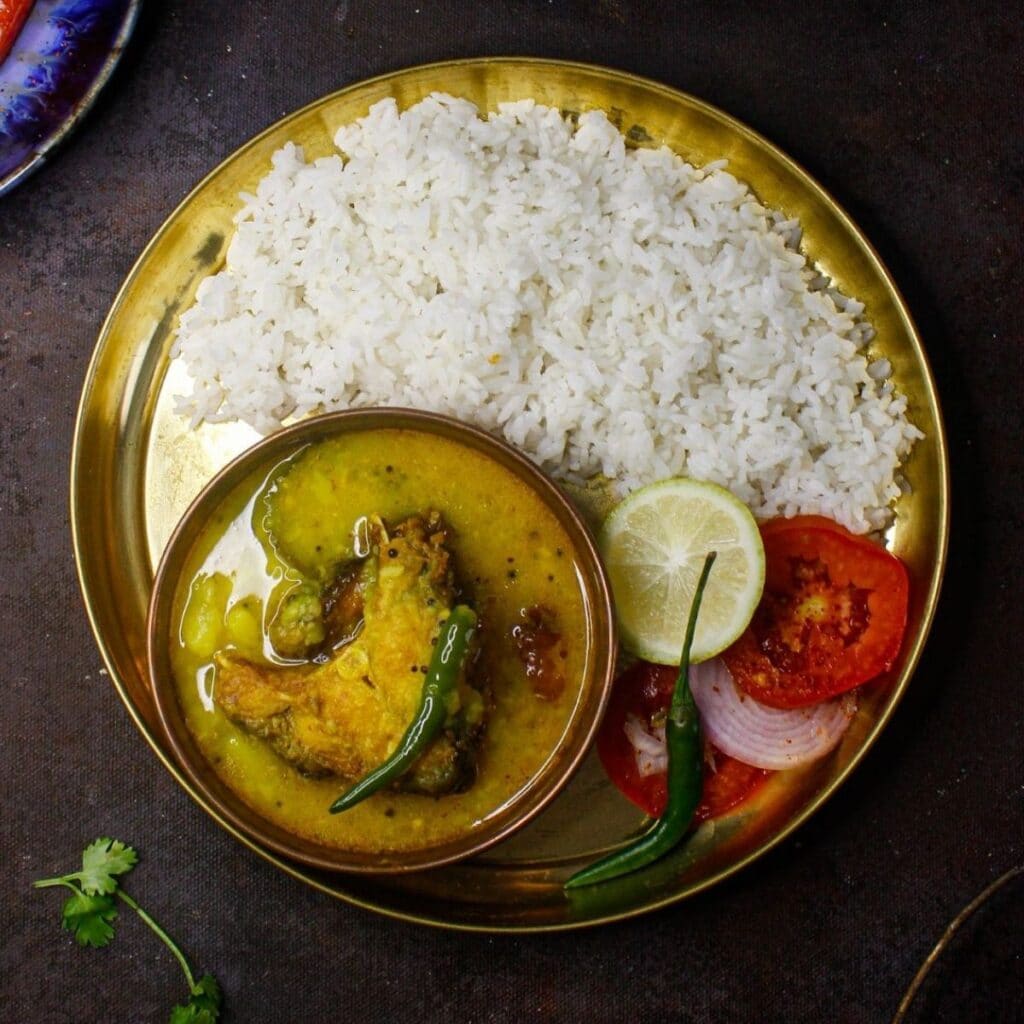 Indian Fish in Lemony Potato Gravy - Cooking The Globe