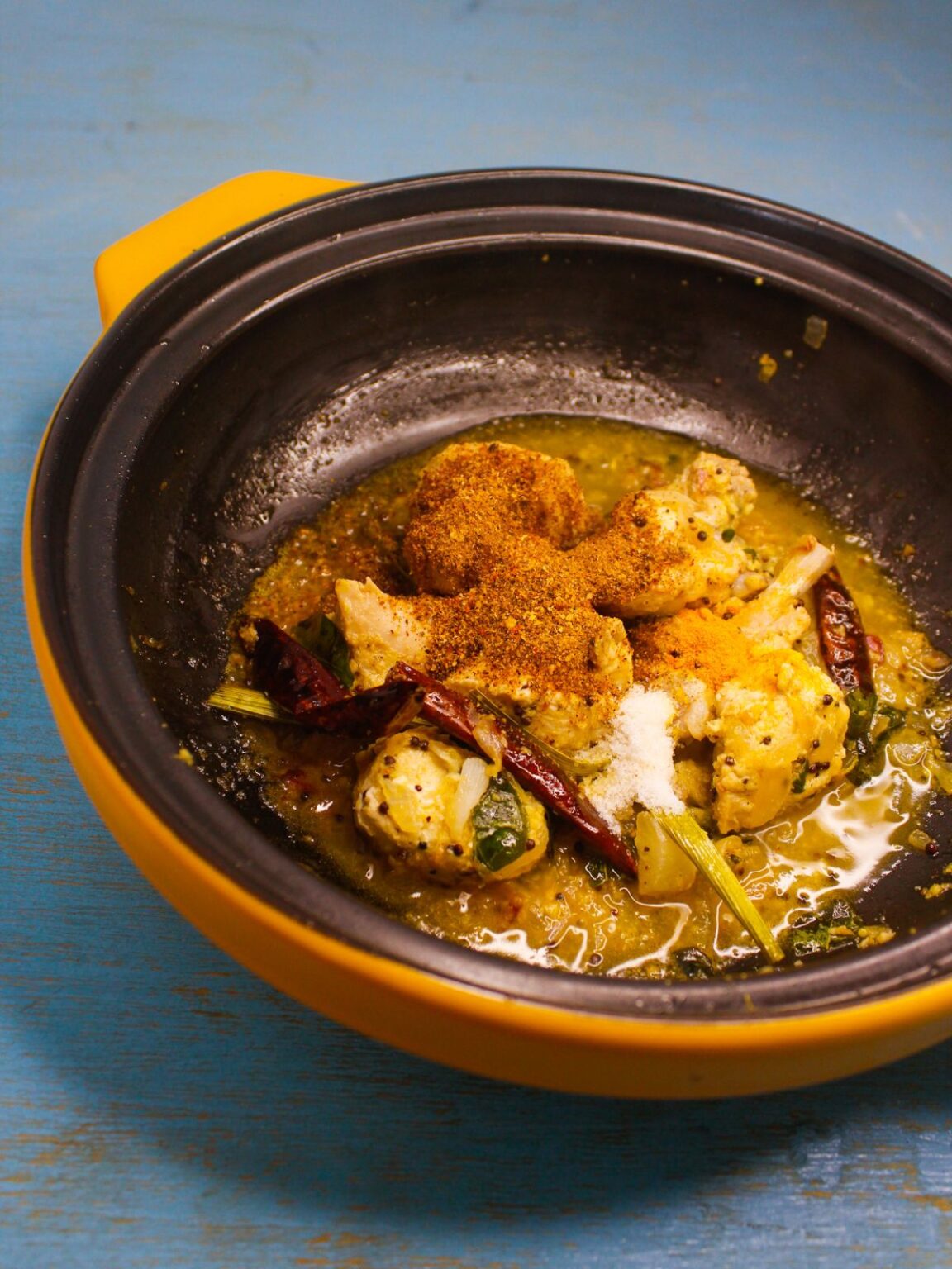 Sri Lankan Chicken Kothu Roti - Cooking The Globe