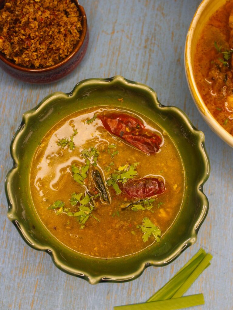 Jaffna Sodhi: Sri Lankan Coconut Milk Curry - Cooking The Globe