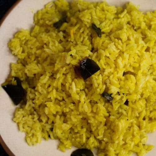 Quick Sri Lankan Yellow Rice - Cooking The Globe