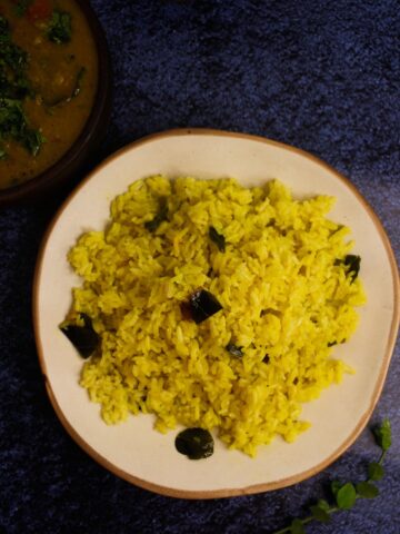Quick Sri Lankan Yellow Rice - Cooking The Globe