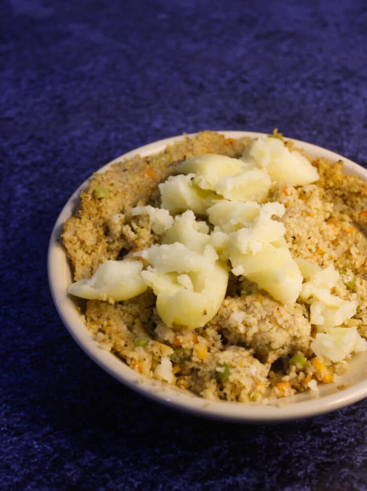 Sooji Balls: Savory Semolina Dumplings - Cooking The Globe